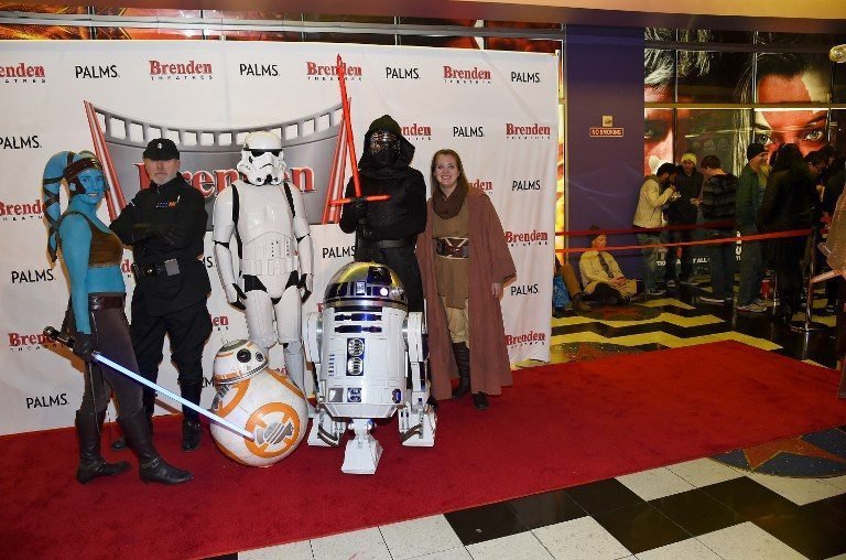 Nueva "Star Wars" bate récord con USD 57 millones de recaudación en ...
