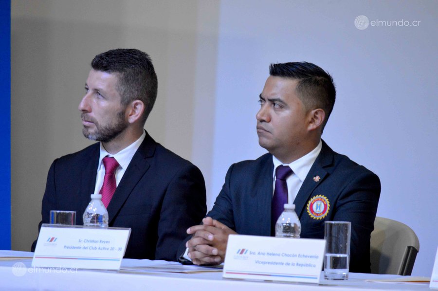 Teleton-Costa-Rica-2016-entrega-de-donacion-CNE-LGS-040420171196LMM-EMCR