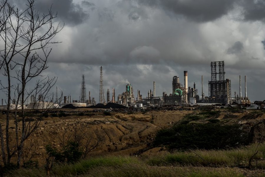 The sprawling Amuay refinery in Los Taques, Venezuela.