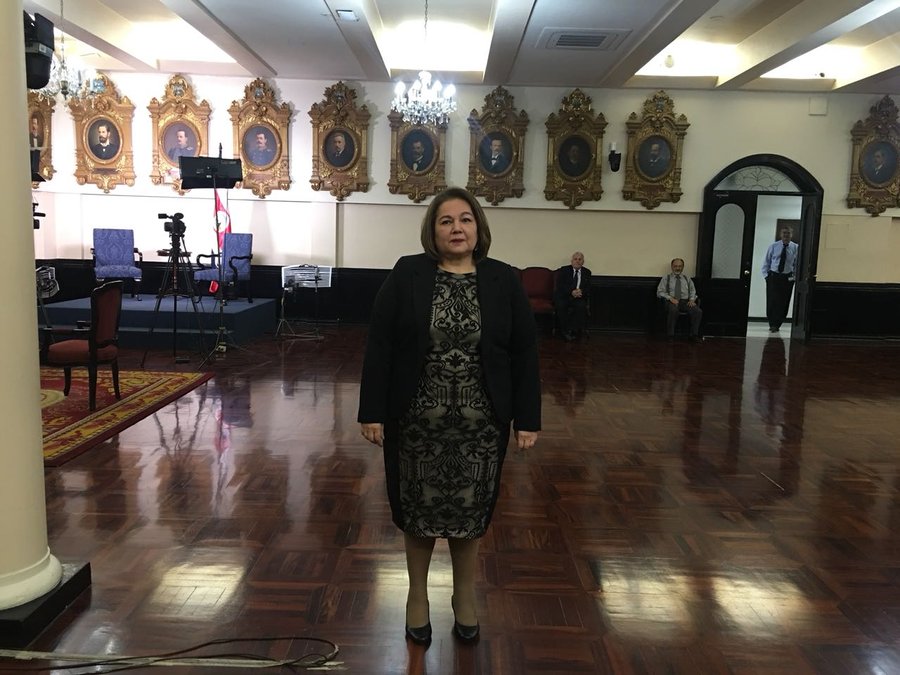 Alexandra Loría: Somos muchos los católicos que vamos a votar por Fabricio