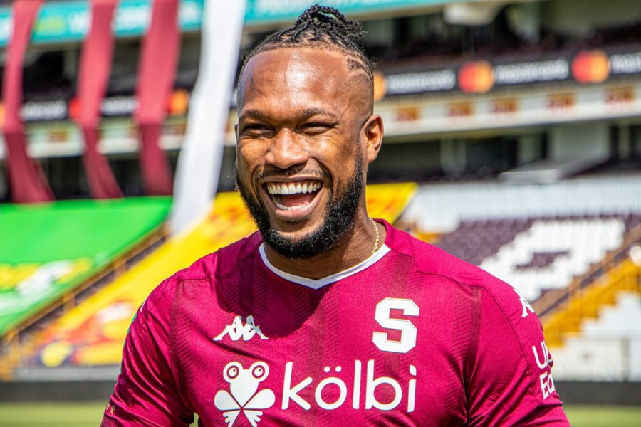 Kendall Waston: “no estamos estamos en competencia con nadie para ...