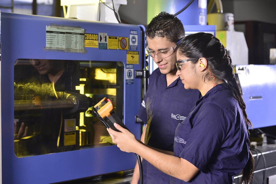 INA e Intel Costa Rica firman primer convenio bajo nueva Ley de ...