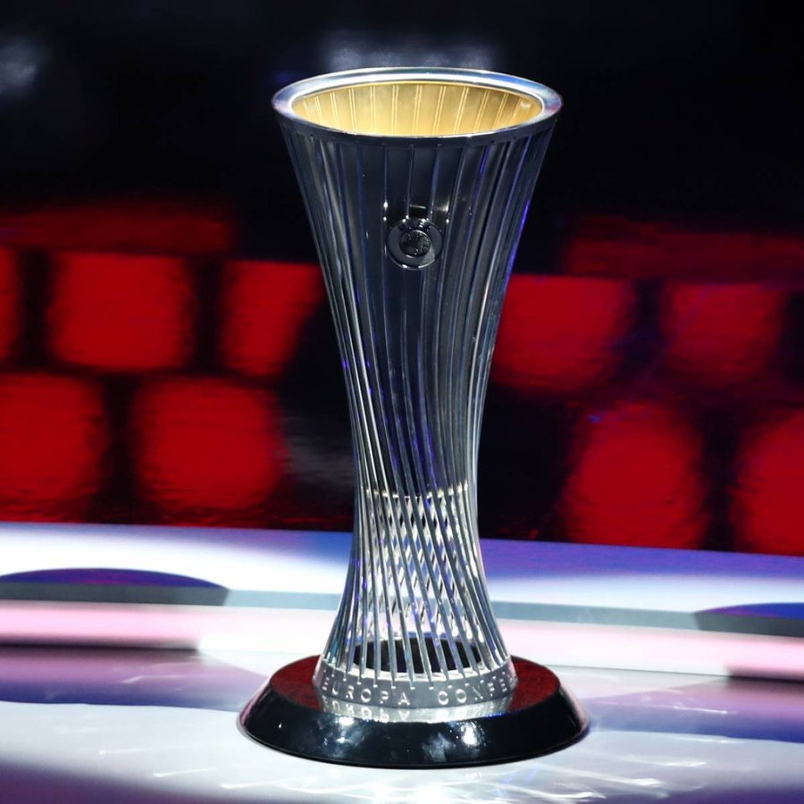  C mo Es El Trofeo Que Se Entregar Al Campe n De La Conference League 