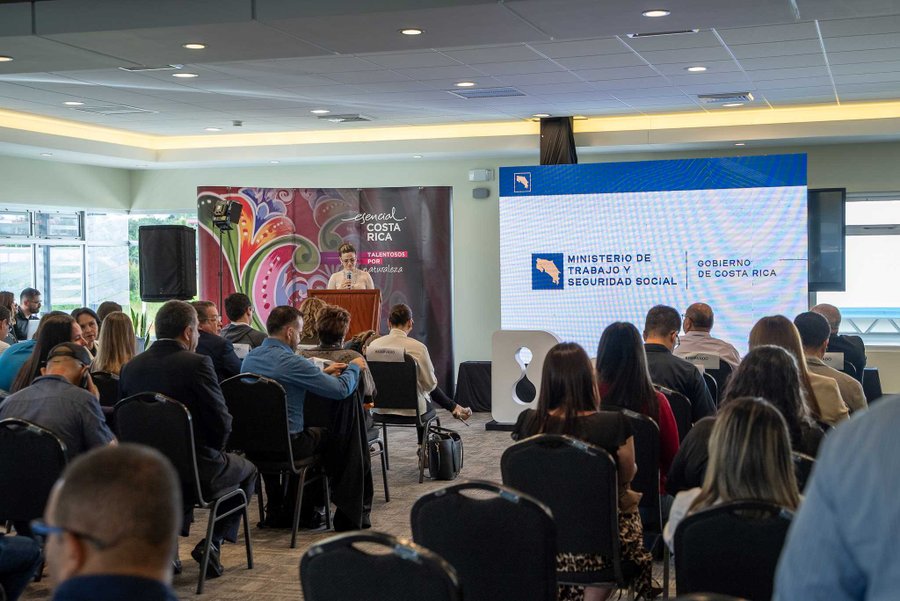 Foro Brete establece las bases para el desarrollo del talento y la promoción del empleo en Occidente