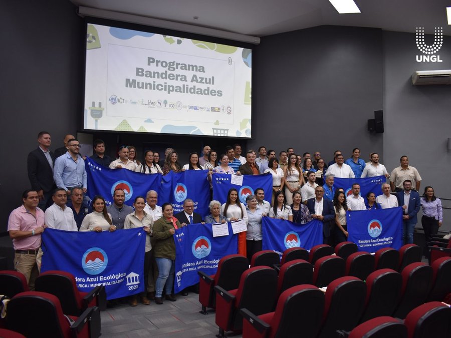 Bandera Azul para 35 municipalidades líderes en gestión ambiental