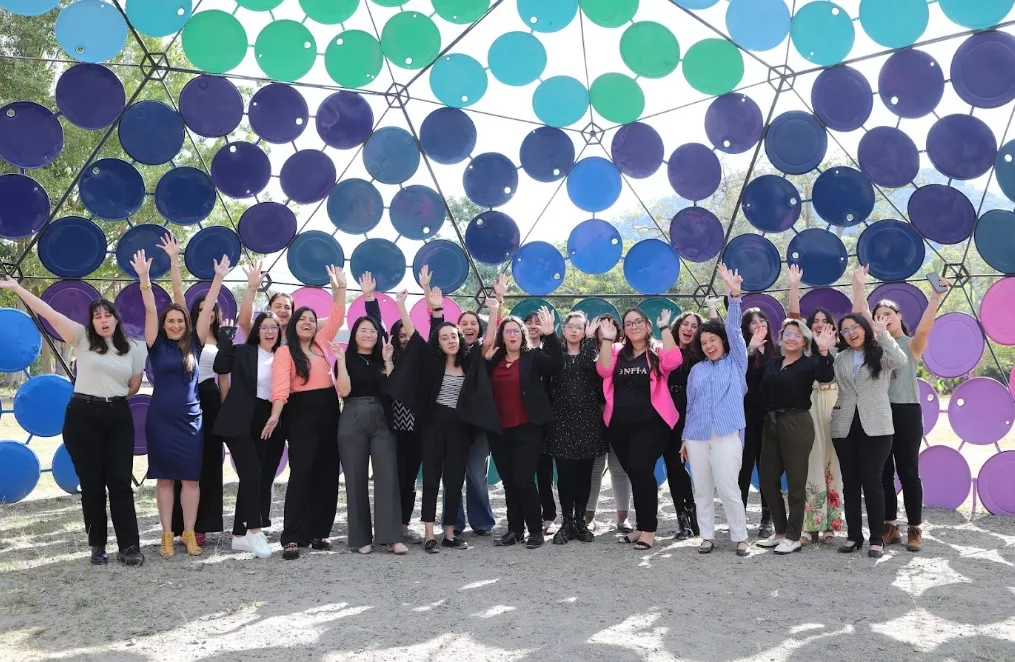 Más de 100 mujeres concluyen formación en tecnologías digitales gracias ...